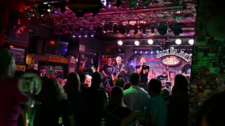 Discover the best of Estepona on the Costa Del Sol ☀️